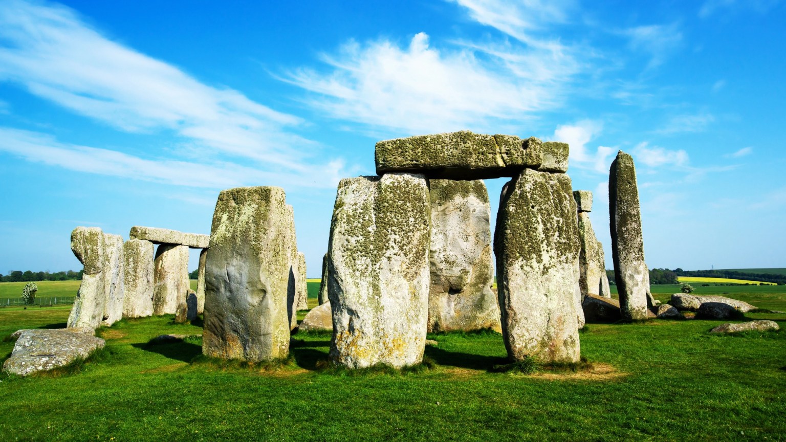 Archeologists think they solved a 4,500-year-old Stonehenge mystery ...