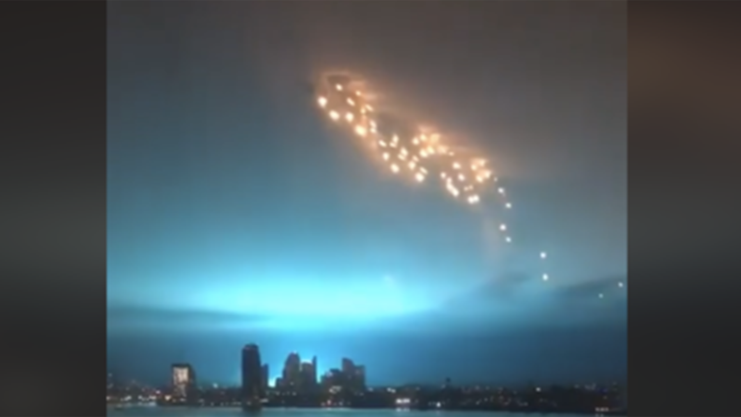 People keep falling for fake 'drones over Jersey' videos | Popular Science