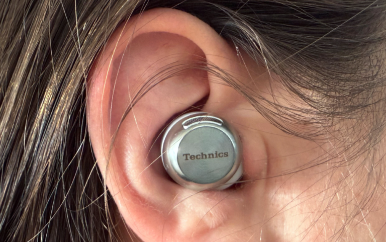 Technics EAH-AZ100 earbuds review: Magnetic fluid drivers deliver ...