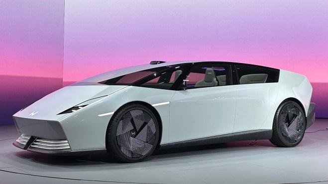 China's high-speed rail linked to boosted EV adoption | Popular Science