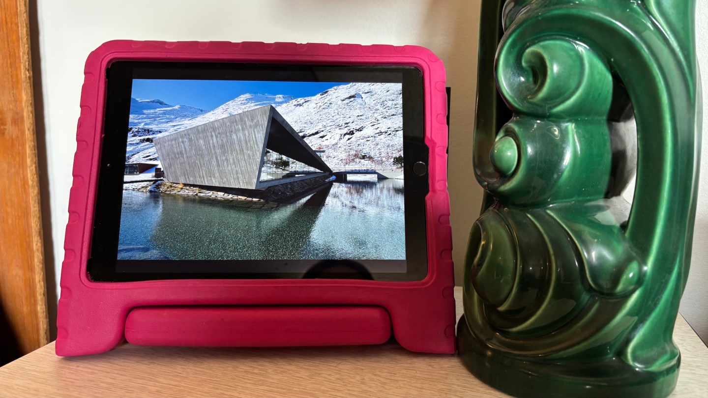 5 clever uses for your old iPhone or iPad | Popular Science