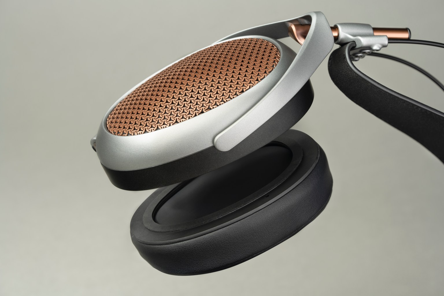 Meze Audio POET headphones first impressions: Rhythmical beauty ...