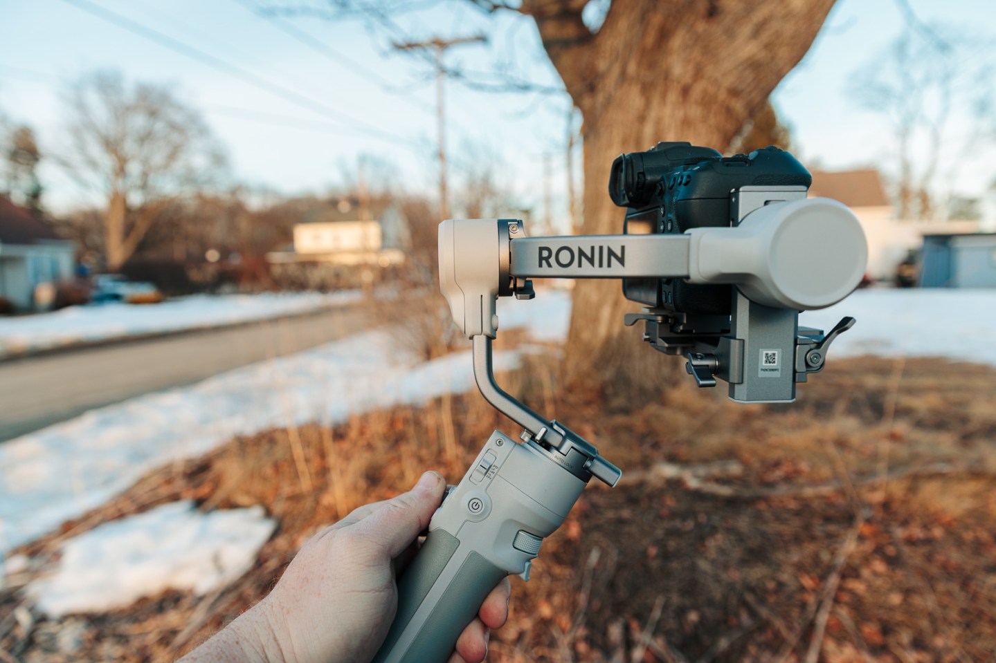 DJI RS4 Mini Gimbal review: Smooth and steady | Popular Science