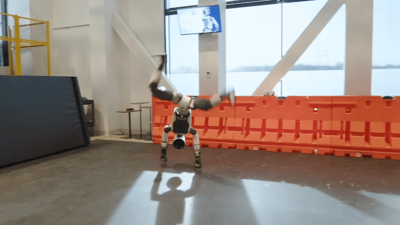 Humanoid robots are breakdancing, with mixed results | Popular Science