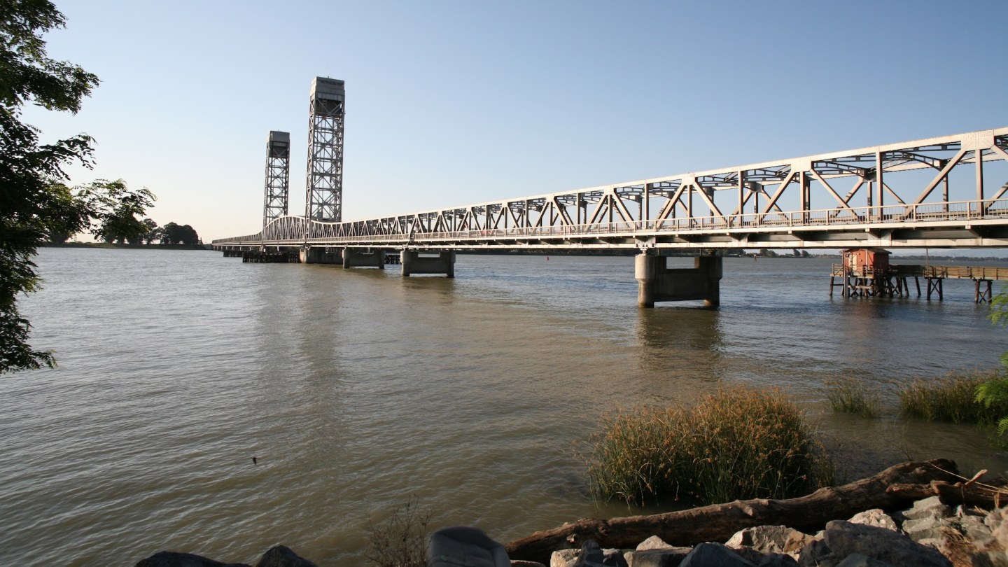 Billionaire utopian city launches new shipyard plan | Popular Science