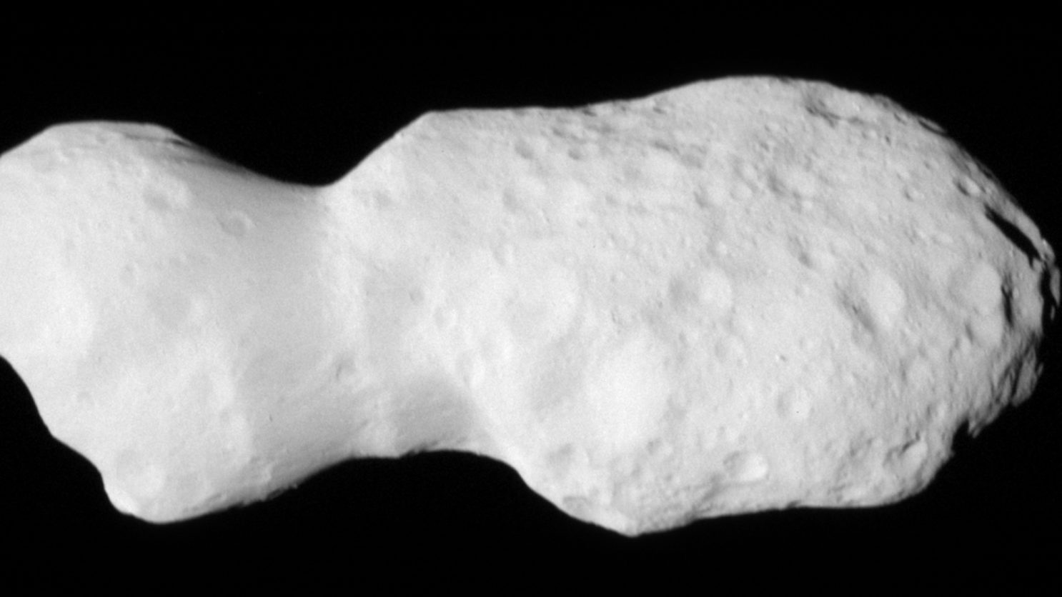 NASA snaps detailed photos of 'strikingly complicated' asteroid ...