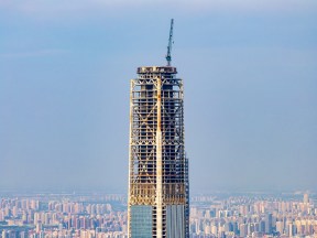 World’s tallest abandoned skyscraper resumes construction | Popular Science