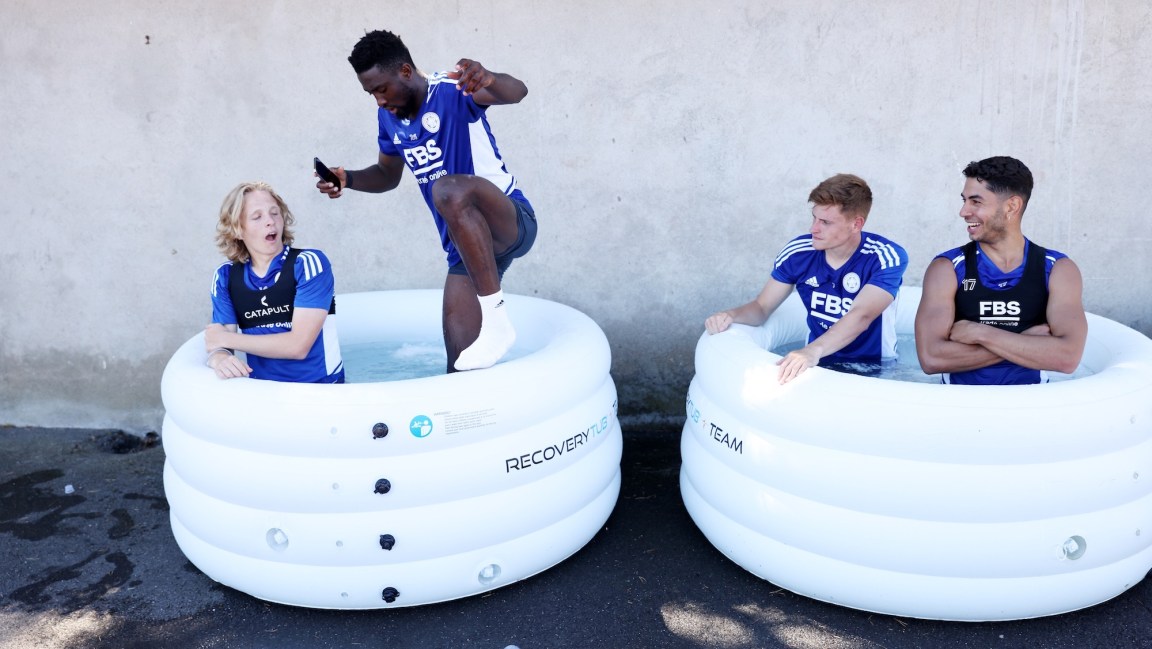 Are ice baths good for you? The benefits and risks of a cold plunge ...