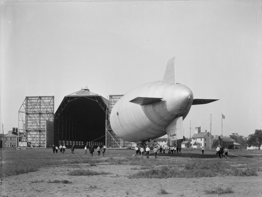 19 vintage Goodyear Blimp photos on its 100th anniversary | Popular Science