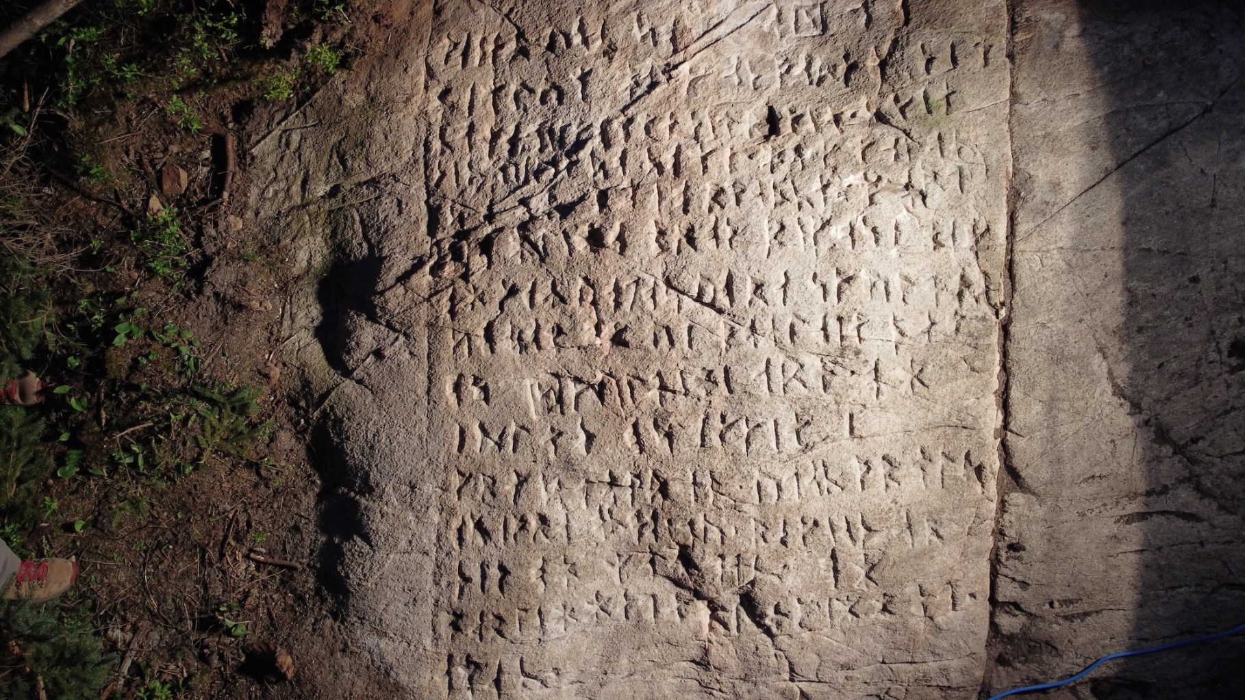Runes found in Canadian wilderness baffle archaeologists | Popular Science