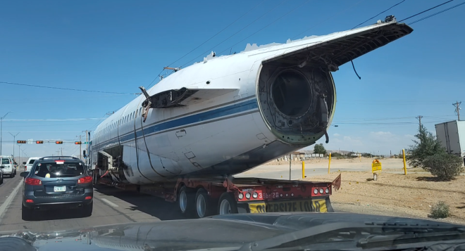 Texas brothers buy abandoned Boeing 727 for $10,000 | Popular Science