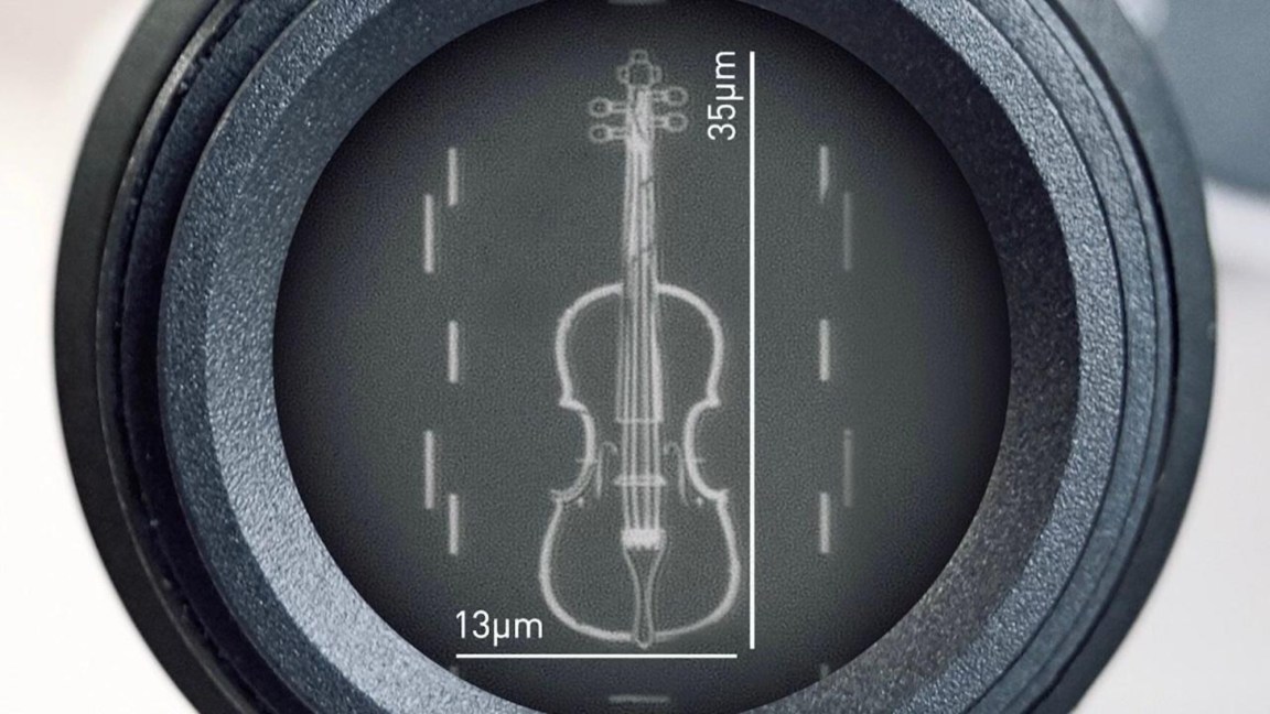 The world’s smallest violin is thinner than a human hair | Popular Science
