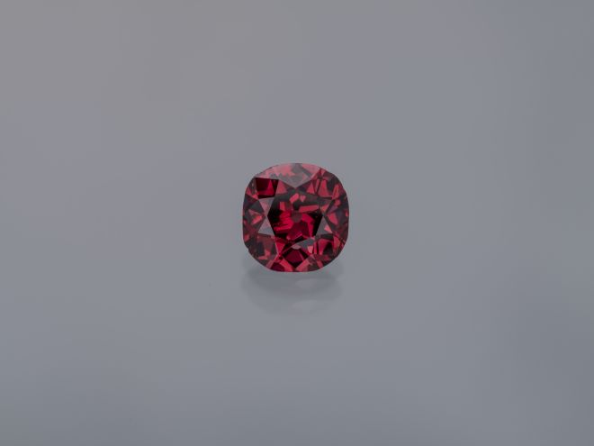 That’s no ruby. It’s an extremely rare red diamond. | Popular Science