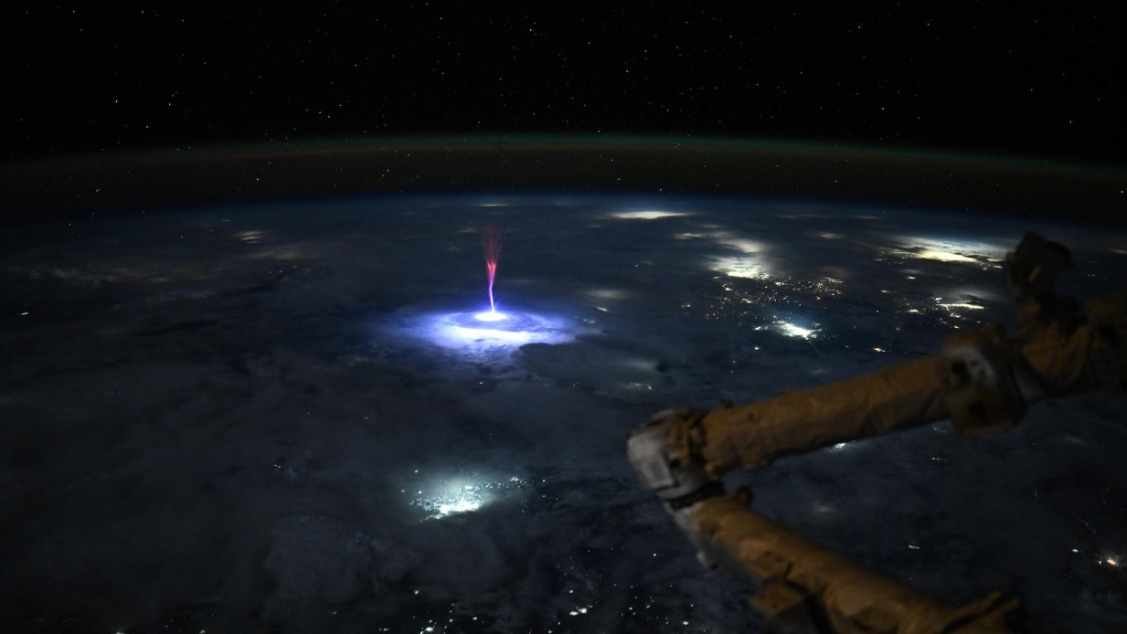 Mysterious red sprite erupts in new astronaut photo | Popular Science