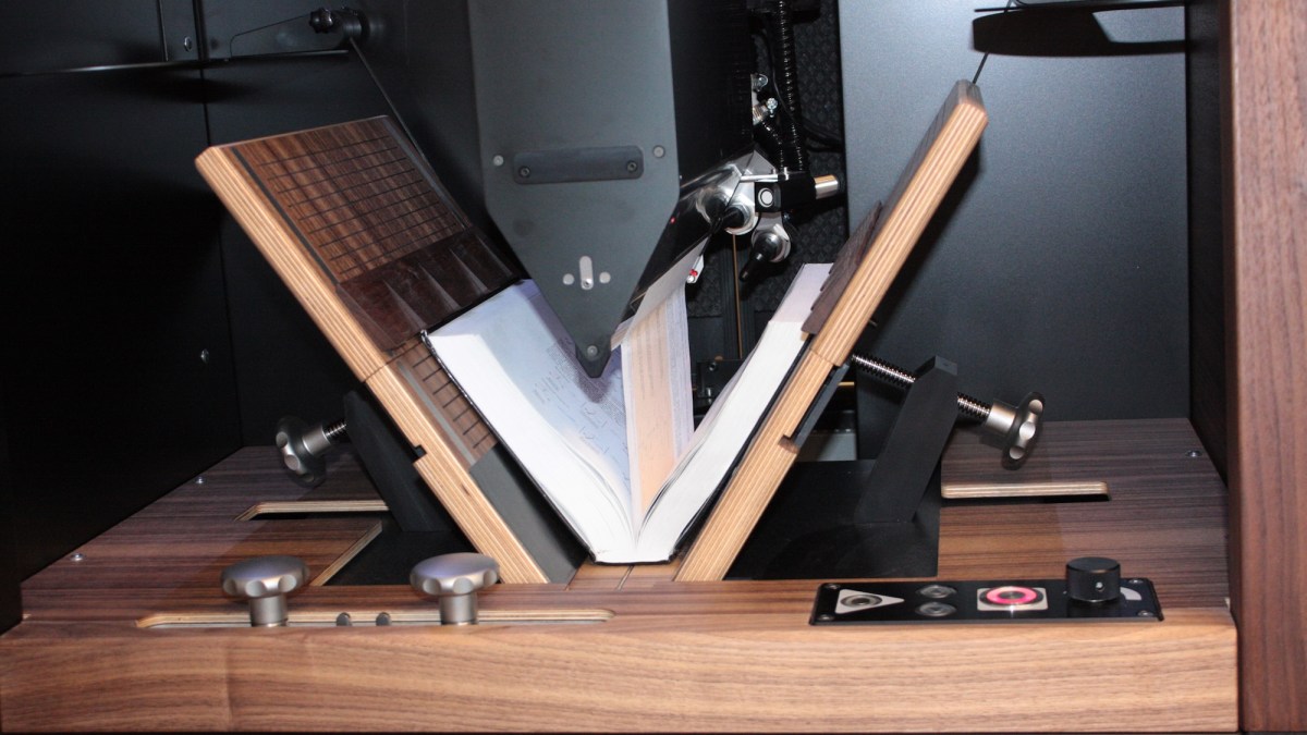 This robot scans rare library books at 2,500 pages per hour | Popular ...