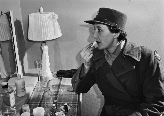 Lip balm's surprising history from earwax to Lip Smackers | Popular Science