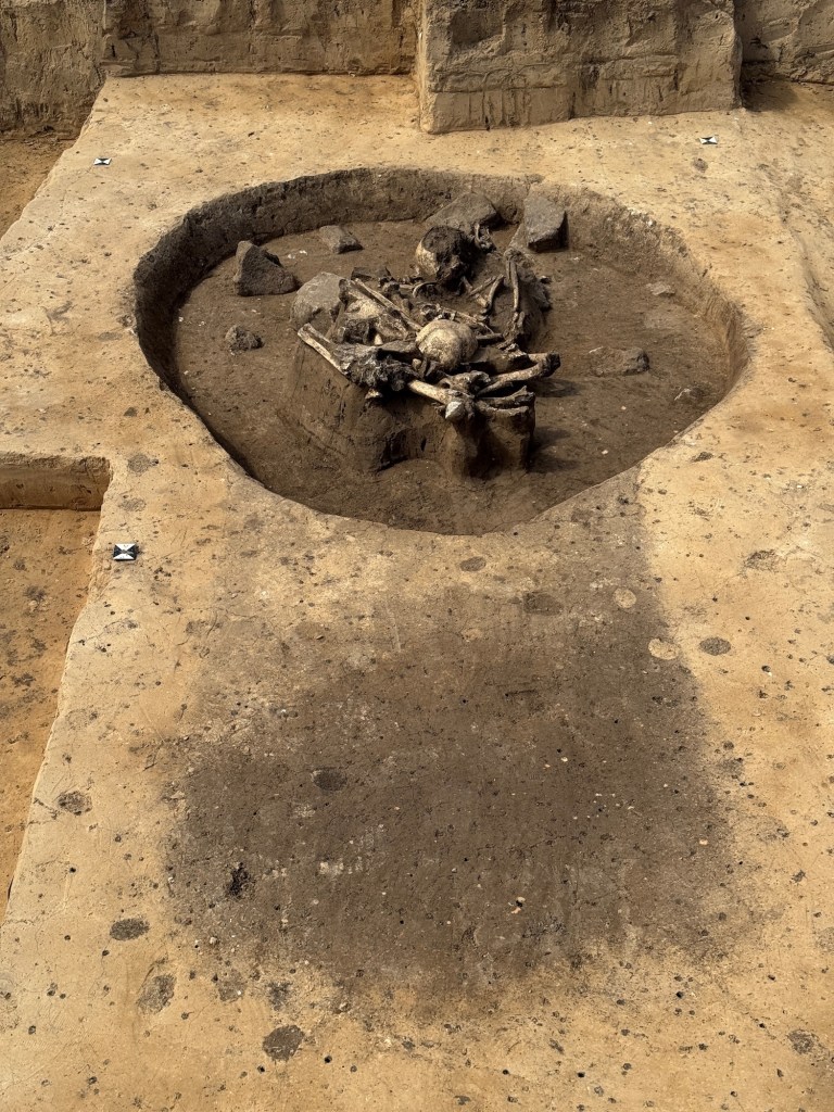 Electrical workers uncover 5,000-year-old burial pits in Germany ...