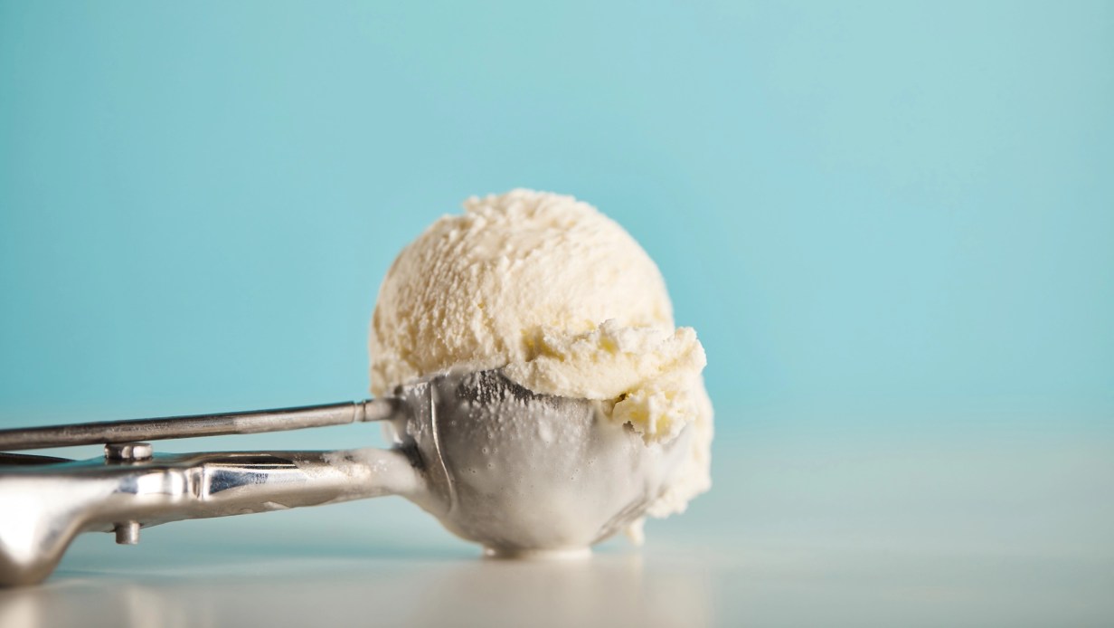 Victorians loved ice cream even though it kept killing them | Popular ...