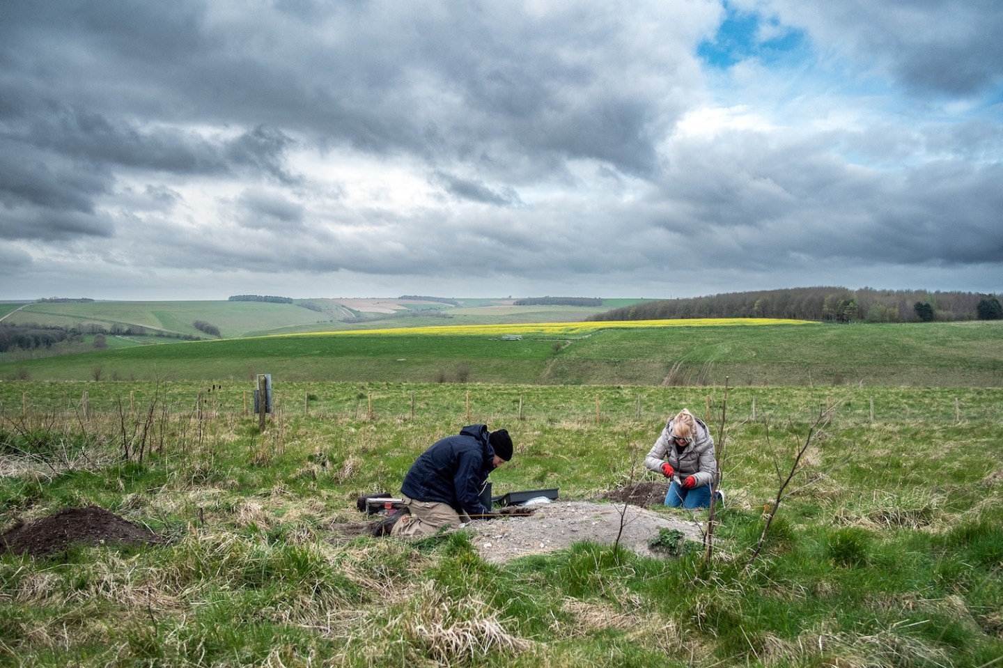 Bronze Age feasts uncovered in ancient English trash heaps | Popular ...