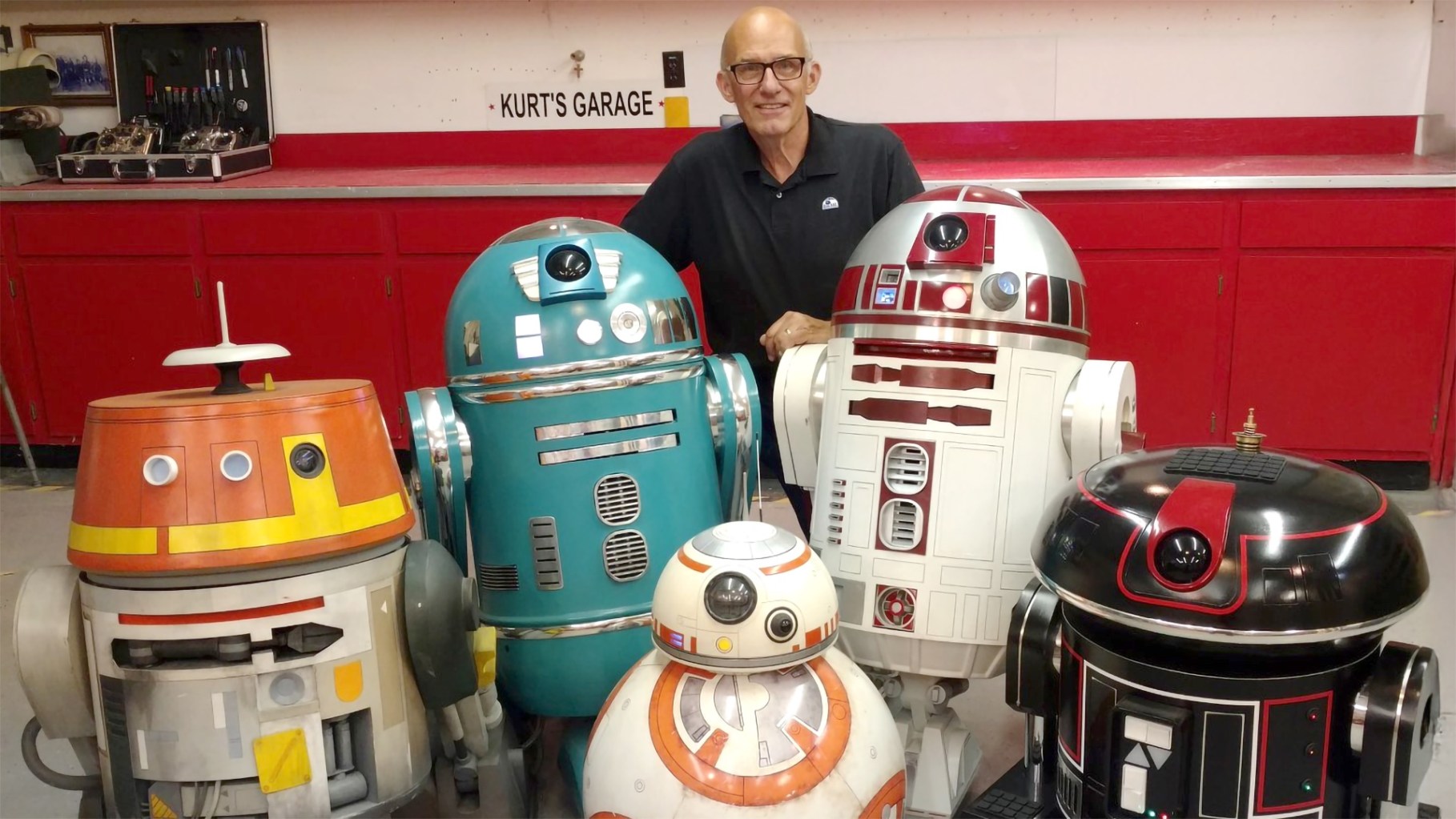 Lifelong Star Wars fan builds the droids of his childhood dreams ...