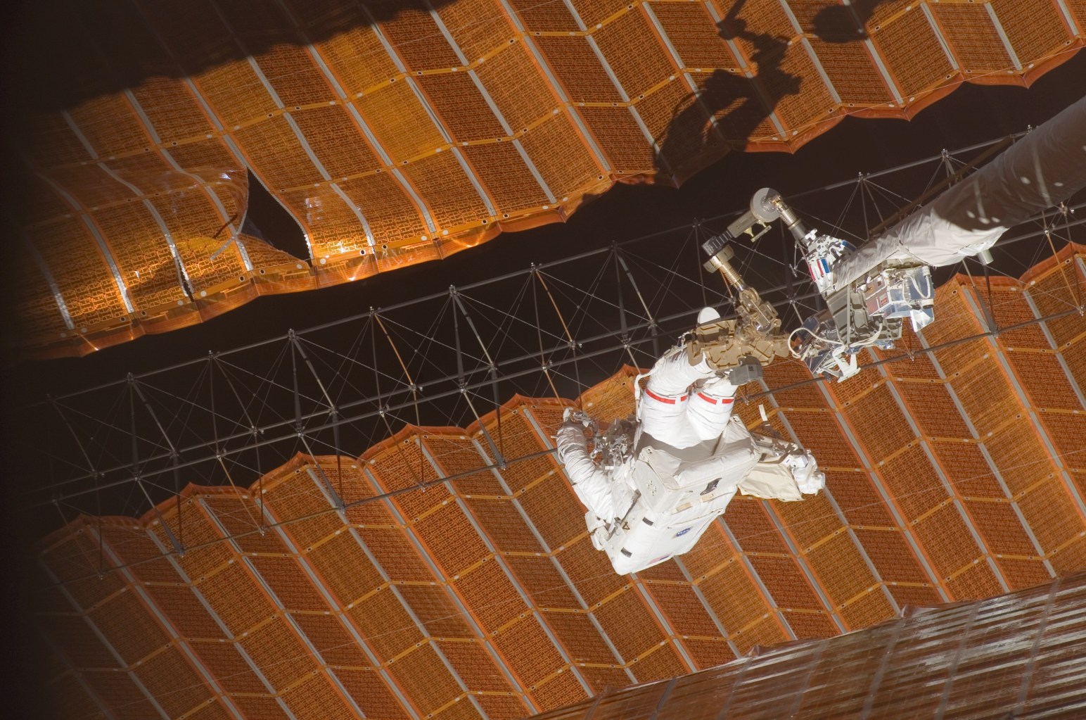 A NASA commander’s most important system wasn’t a computer. It was the ...