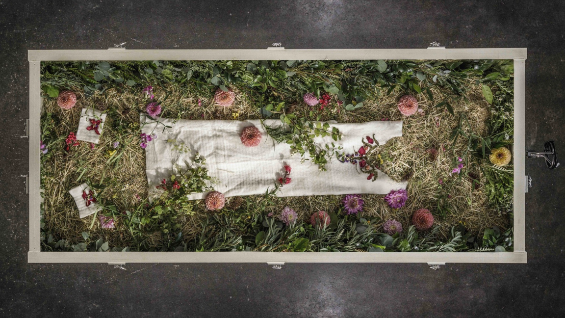 How human composting turns bodies into soil | Popular Science
