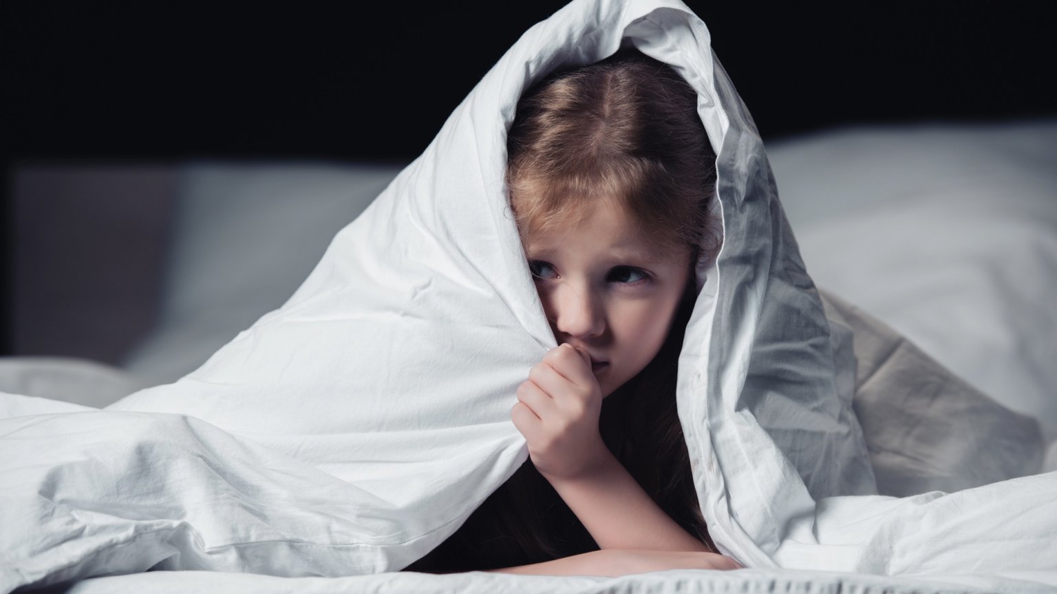 Why you 'see' things in the dark, according to an ophthalmologist ...