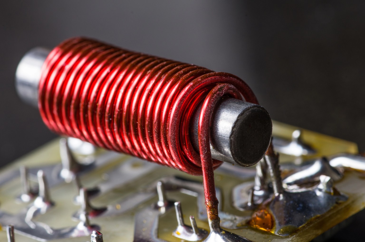 Are induction stoves better? These chefs think so. | Popular Science