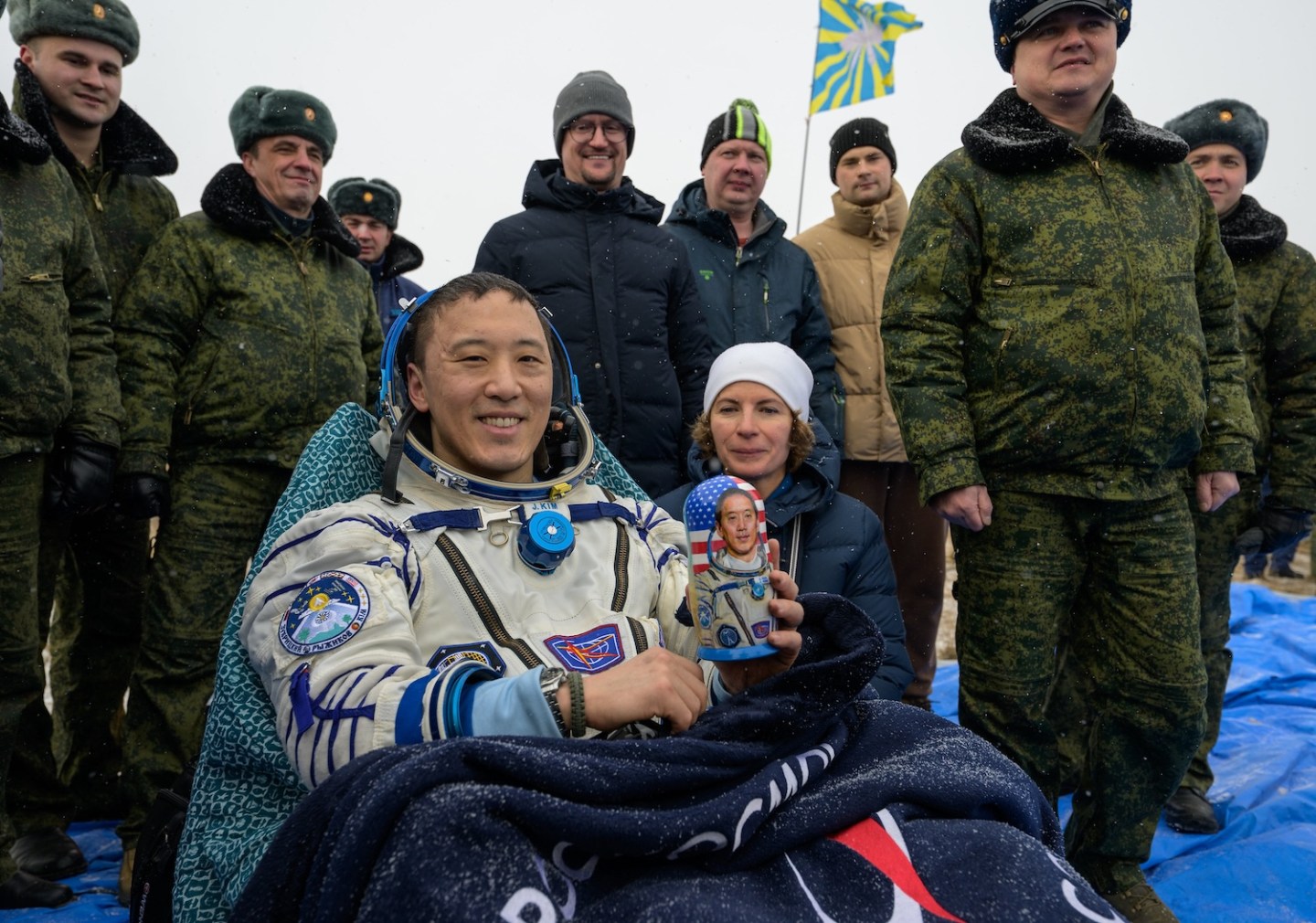 NASA astronaut comes home after circling Earth 3,920 times | Popular ...