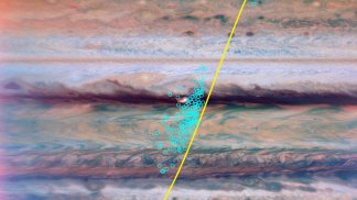 Jupiter's lightning is 100 times stronger than Earth's bolts | Popular ...