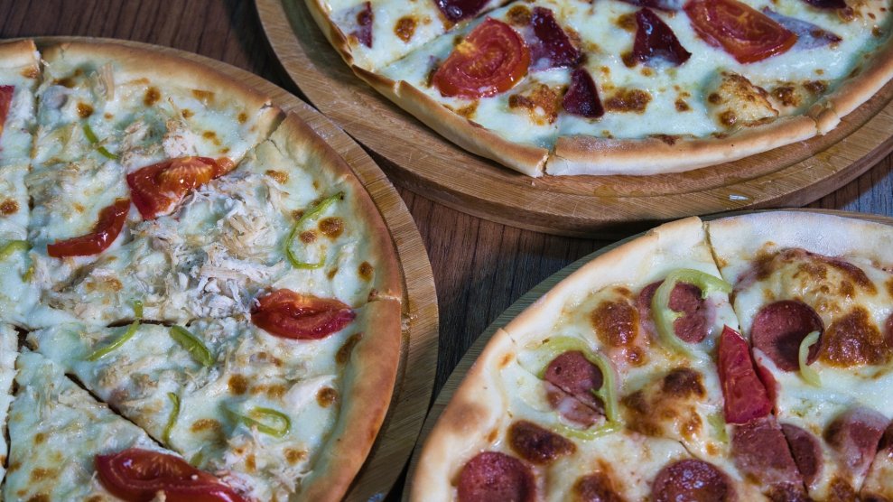 Software engineers design algorithm to solve pizza topping arguments ...