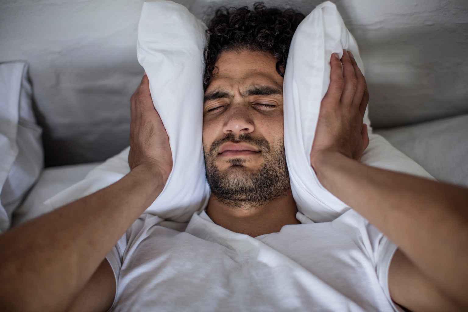 White noise vs brown noise: What’s the best sound for sleeping ...
