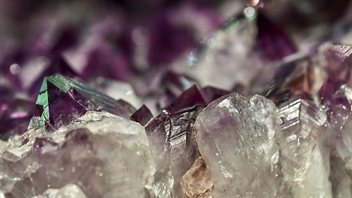 Humans' love of crystals goes back at least 6 million years | Popular ...
