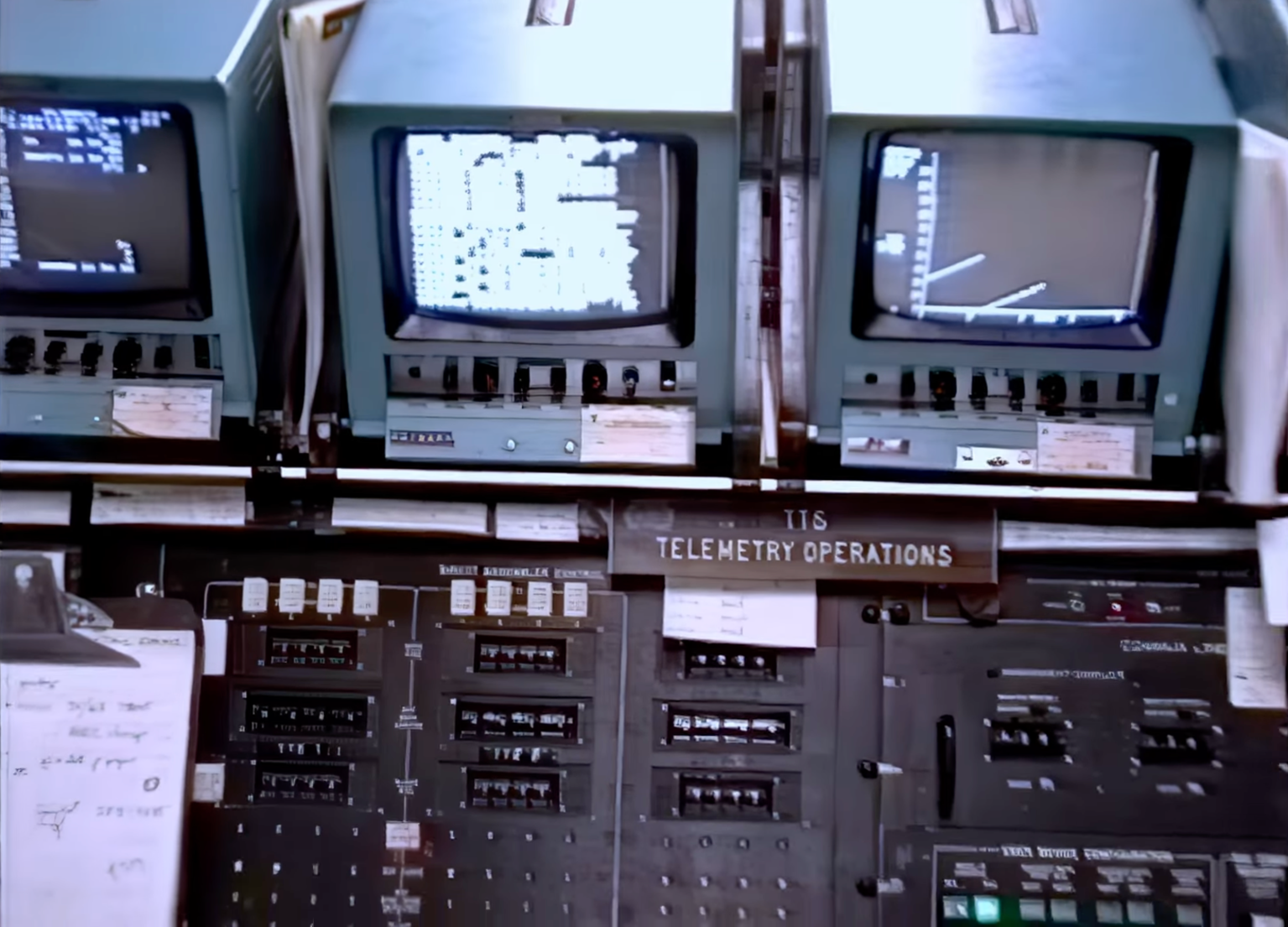 NASA's 1977 computers aboard Voyager are still working in interstellar ...