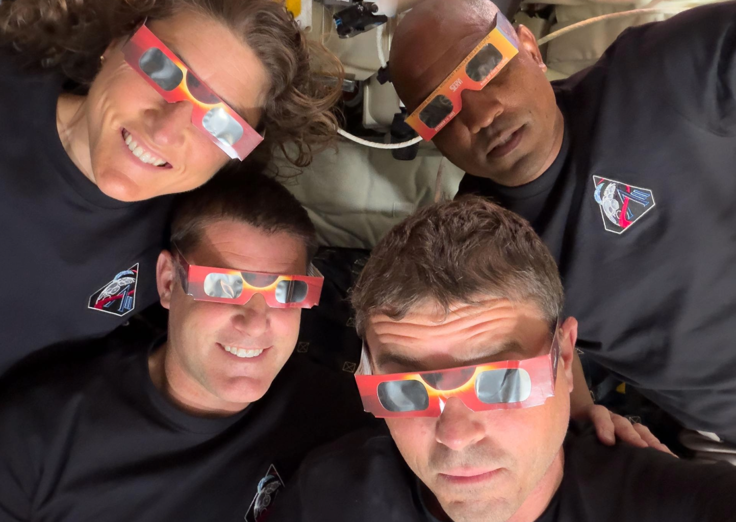 New Artemis II astronaut iPhone video reveals new Earthset view ...