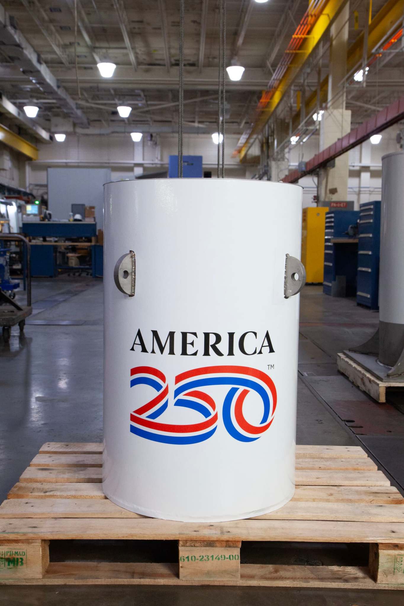 America’s Time Capsule includes fabric from the Wright Brother’s plane ...